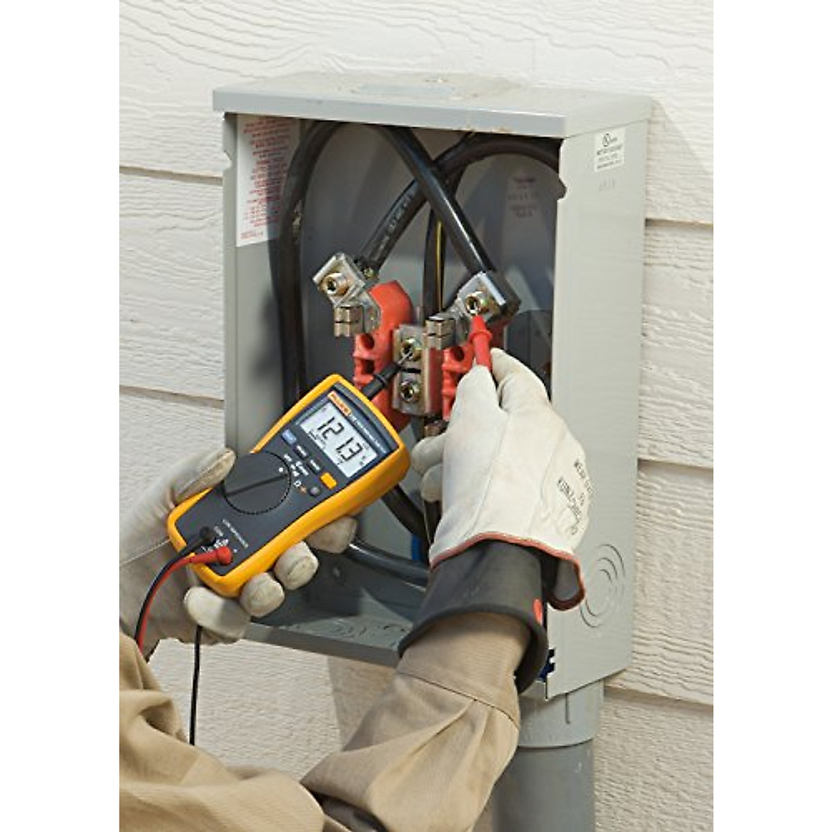 Fluke 113 True-RMS Utility Multimeter