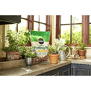 Miracle-Gro Indoor Potting Mix 6 qt., Grows beautiful Houseplants, 2-Pack