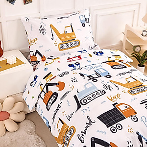 PERFEMET 4 Piece Boys Twin Bedding Sets Car Printed on White Kids Comforter Set for Boys Reversible Cartoon Tractors Bed in A Bag Comforter Set with Sheets (Car Pattern, Twin)