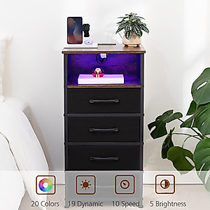 LOAKEKEL Night Stand Set 2, Tall Nightstand with Charging Station, Dresser for Bedroom with 4 Drawers, LED End Tables with USB Ports and Outlets, Bedside Table with Storage Bins, Brown, HNS034BR