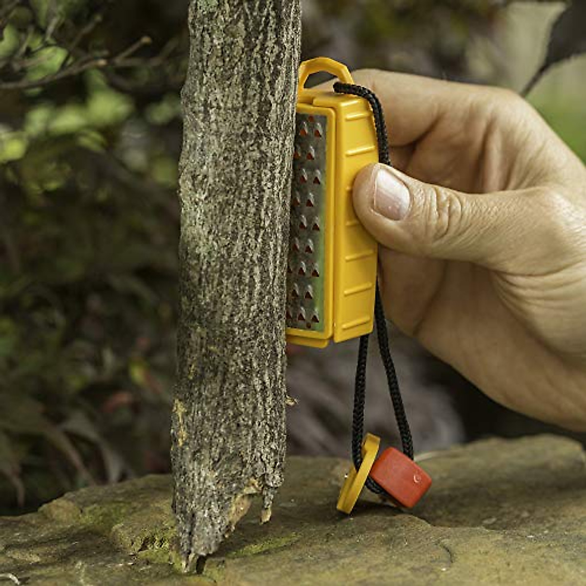 Smith's Pack PAL 50635 Tinder Maker with FIRE Starter Yellow