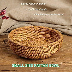 amololo Hadewoven Round Rattan Fruit Basket Wicker Food Tray Weaving Storage Holder Dinning Room Bowl, 8 Inch Small Bread Baskets Tray for Serving with Deep Wall, Brown (Small 7.48”)