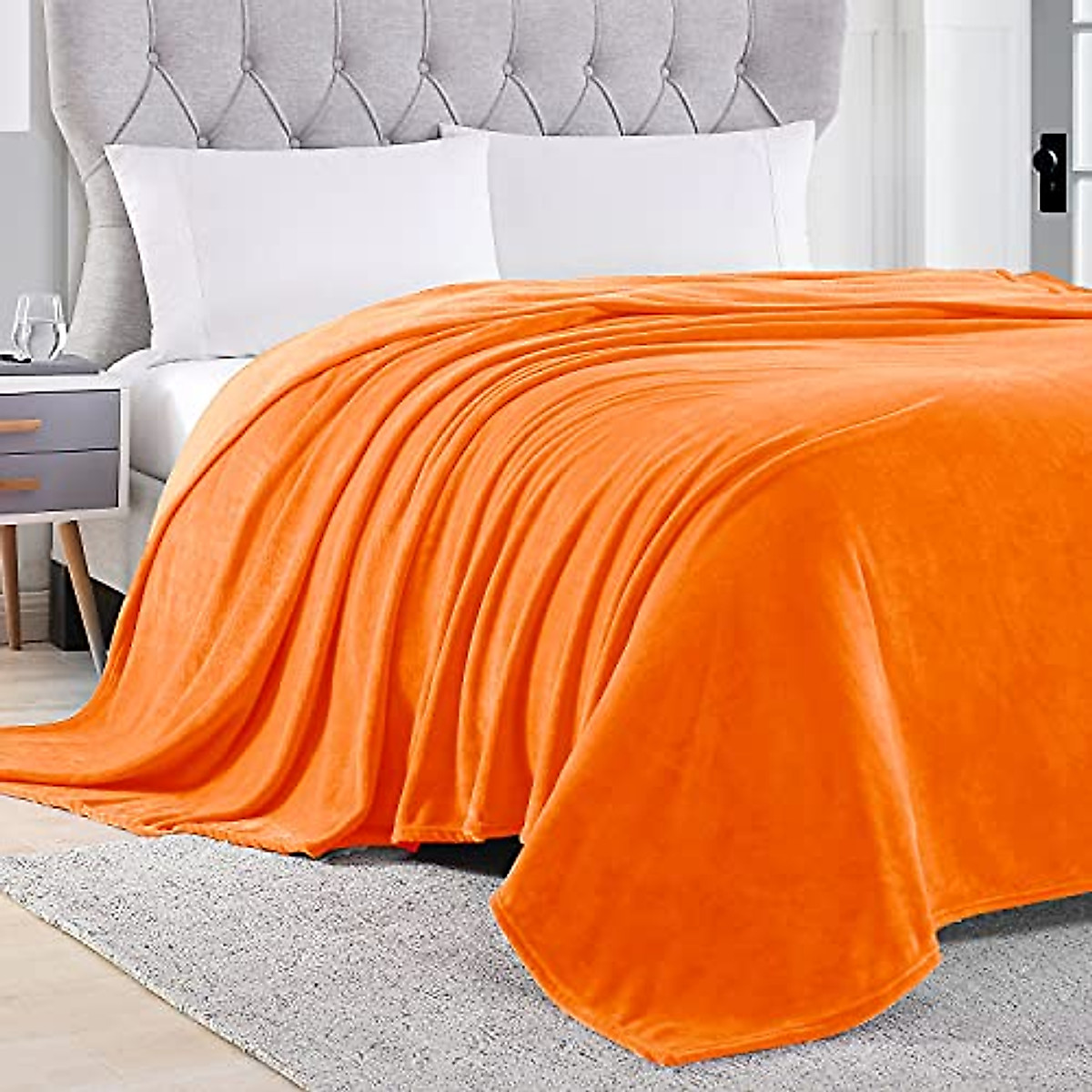 EXQ Home Fleece Blanket King Size Orange Throw Blanket for Couch or Bed - Microfiber Fuzzy Flannel Blanket for Adults