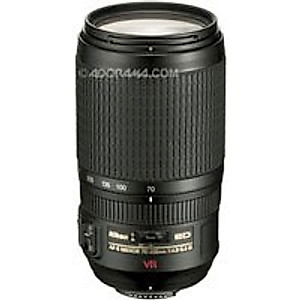 Nikon D700 Digital SLR Kit with Nikon AF-S VR Zoom-NIKKOR 24-120mm f/3.5-5.6G IF-ED Lens, & 70mm - 300mm f/4-5.6G ED-IF AF-S VR (Vibration Reduction) - USA Warranty