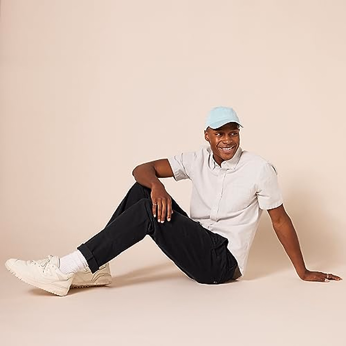 Amazon Essentials Men's Slim-Fit Casual Stretch Chino Pant, Black, 34W x 30L