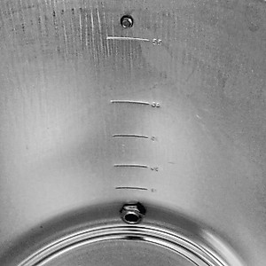 West Bend 13550 Coffee Urn Commercial Polished Stainless Steel Features Automatic Temperature Control Large Capacity with Fast Brewing and Easy Clean Up, 55-Cup, Silver