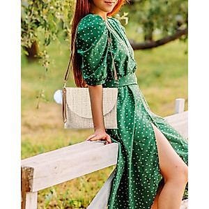 Women Small Straw Woven Cross-body Bag Shoulder Bag Bohemian Beach Envelope Flap Handbag