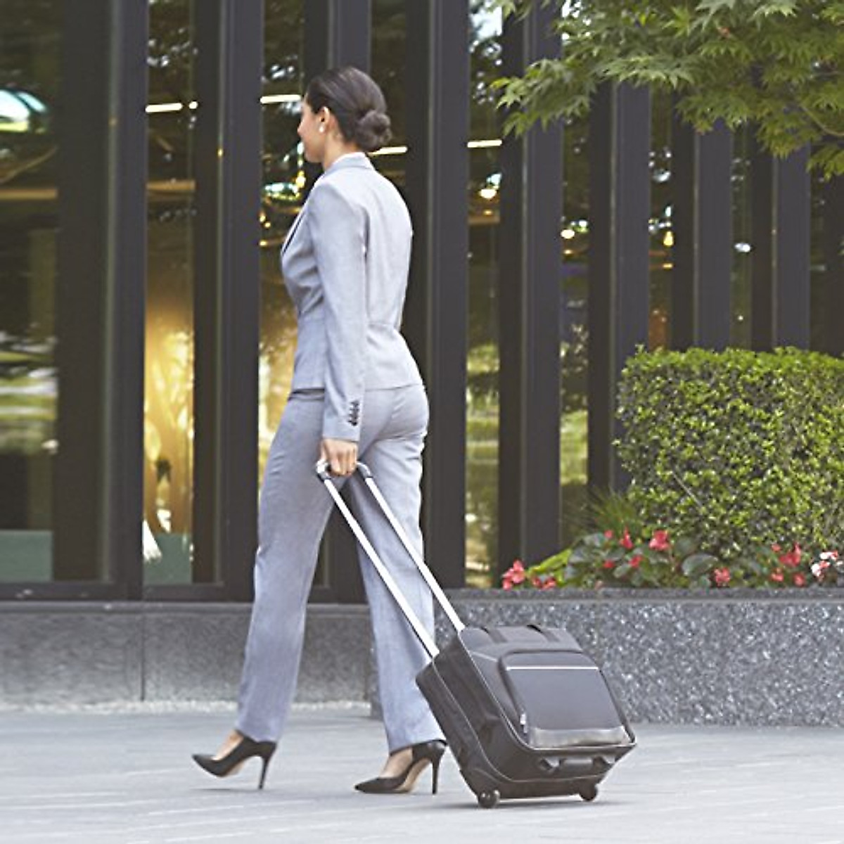 Amazon Basics Rolling Laptop Case
