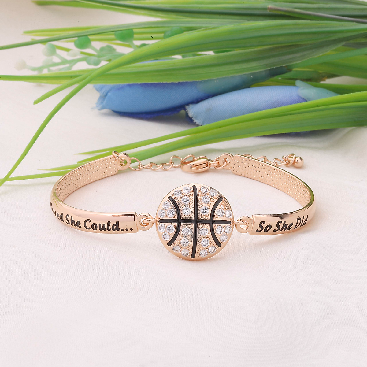 Lywjyb Birdgot Basketball Gift She Believed She Could So She Did Inspirational Gift For Basketball Player (Basketball br RG)