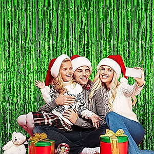 GOER 6.4 ft x 9.8 ft Metallic Tinsel Foil Fringe Curtains,Pack of 2 Party Streamer Backdrop for St. Patrick's Day,Birthday,Graduation,New Year Eve Decorations Christmas Wedding Decor (Green)