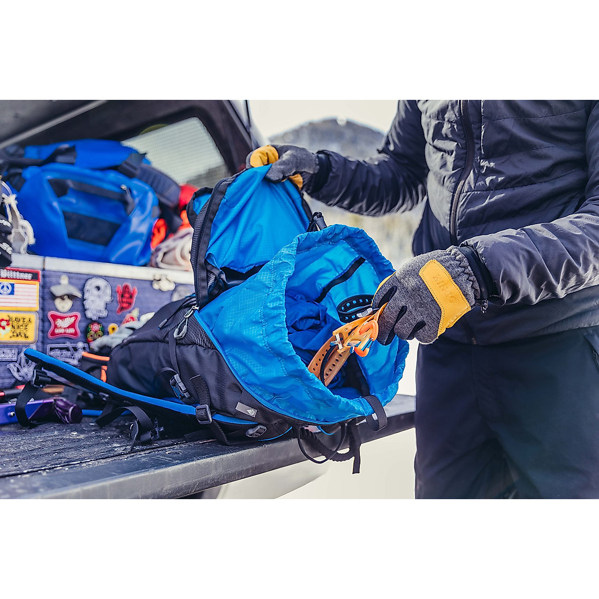 Gregory Mountain Products Targhee Ft 24, Ozone Black, Md/Lg