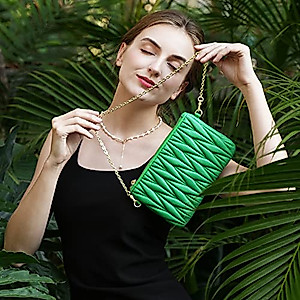 befen Green Clutch Purses for Women, Lambskin Leather Trendy Quilted Wristlets Mini Shoulder Handbags Quilted Bags for Women - Emerald Green