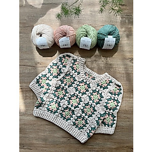 Lerchiyar Fine Weight Knitted and Crocheted Cotton Yarn, 100% Long Staple Cotton Yarn, Baby Sports, 2 Packages of 100g/3.52oz (Per Skein 50g/162yards) - Tender Green