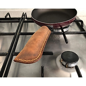 Personalized Leather Pot Handle Cover - Leather Hot Handle Holder - 100% Genuine Leather Potholder - Personalized Pot Holder - Leather Potholder - Cast Iron Handle Cover - Custom Skillet Handle Cover