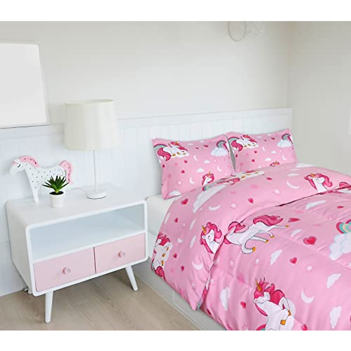 Utopia Bedding - Comforter Bedding Set with 2 Pillow Cases - 3 Piece Soft Brushed Microfiber Kids Bedding Set for Boys/Girls - Machine Washable, Unicorn, Twin