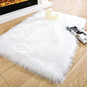 Noahas White Faux Fur Rug,Luxury Fluffy Rugs for Bedroom,2 x 3 Feet Washable Area Rugs,Sheepskin Bedroom Rug,Furry Carpet Small Shag Rug,Soft Throw Rugs for Living Room,Kids Boys Girls Room Decor