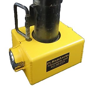 Gooseneck Round Tube Coupler/Hitch Trailer Lock with Trimax Puck Lock - Bolt Cutter Proof!!!