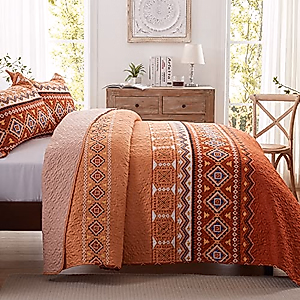 LEAONME Quilt Set Full/Queen Size 3 Piece Bedspread Coverlet Lightweight Comforter Microfiber Bedding Set All Season Oversized 90x98 Inch Bed Cover Bohemian Burnt Orange/Rust(1 Quilt,2 Pillow Shams)