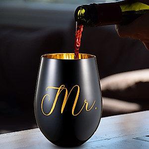 xilaxila Mr and Mrs Wine Glasses Gifts- Cool Engagement Gifts, Wedding Gifts For Couples, Bride and Groom, His and Hers- Bridal Shower Gifts For Bride To Be