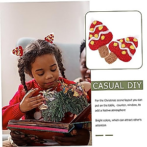 VOSAREA 2pcs Christmas Tree Poke Fun Mini Clips for Hair Plant Decor Mini Accessories Nativity Decor Handmade Mini Xmas Tree Christmas Felt Ornament Kits Wool Felt Clothes Sewing Materials