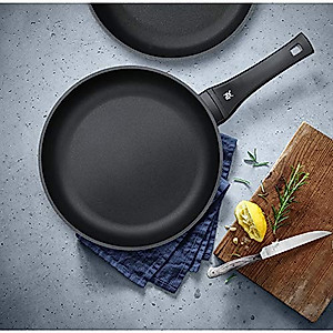 WMF Frying Pan-Set 2-Piece Coated Ø 24, 28 cm PermaDur Excellent Plastic Handle with Flame Protection Aluminium PermaDur Suitable for Induction Hobs Wash By Hand