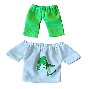 Chenfly Mini Finger Clothes for Fingerboarding - Mini Fingertip Movement Party Favors Interactive Toys for Kids Children Boys Girls - Pants T-Shirt Set for Scooter Skateboards Accessories, Green