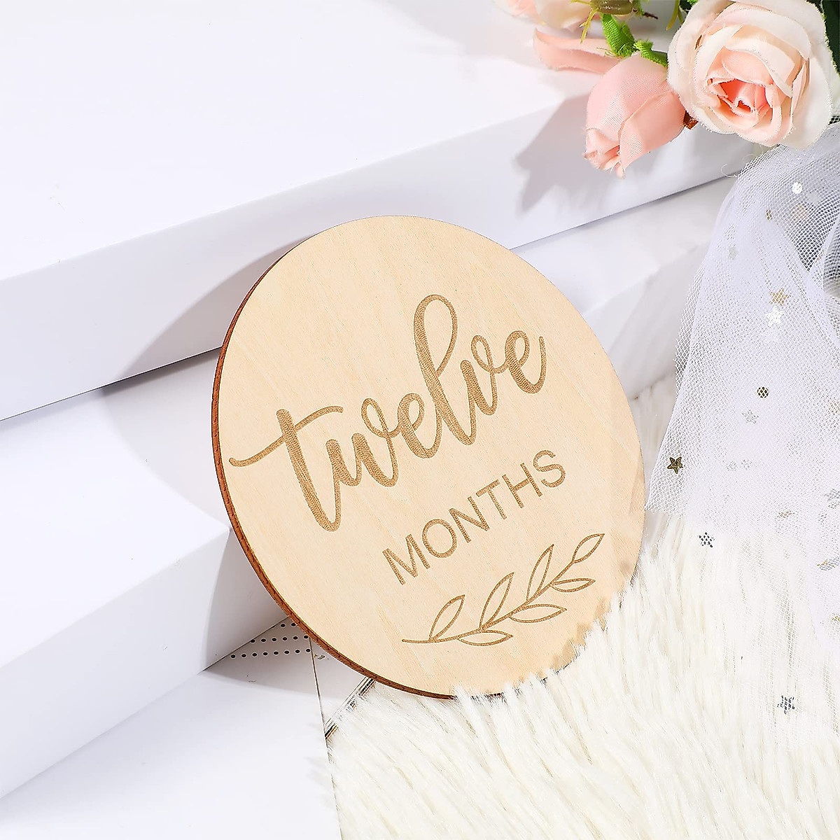 TOYANDONA 14pcs Wooden Baby Monthly Milestone Cards, Double Sided Baby Milestone Discs for Photo Props Baby Shower