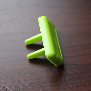 Fielect Outlet Plugs Covers Childproof Outlet Covers Protectors Electric Socket Cover Electrical Protector 2-Pin Green 10Pcs