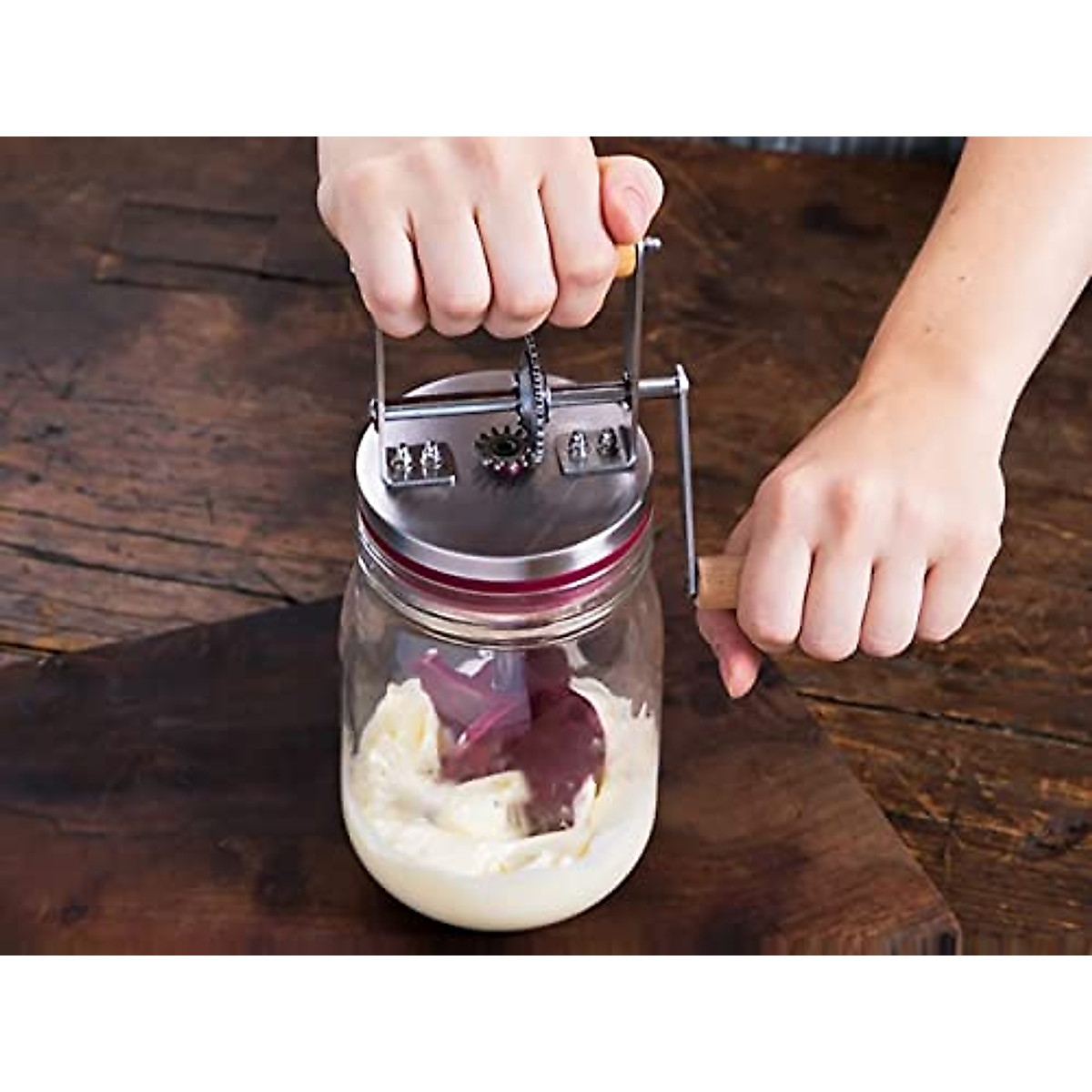 1.5L Hand Crank Butter Churner- Manual Butter Churner- Wooden handle shakes stainless steel gear Manual Butter Maker,butter churner hand crank mason jar.Baking of top gadgets butter maker