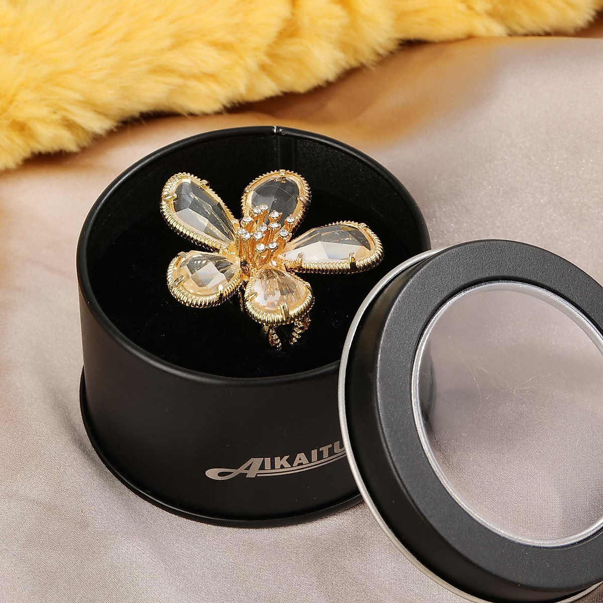 AIKAITUO Transparent Crystal Large Petal Adjustable Ring Fashion Women's Clothing Accessories & Personalized Ball Party Christmas Gift