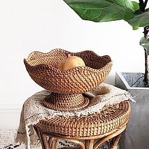 Cabilock Rattan Fruit Bowl Footed Decorative Fruit Basket Dessert Display Stand Food Snack Storage Tray for Kitchen Counter Table Centerpiece 25cm