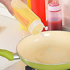 Bekith 8 oz Plastic Squeeze Condiment Bottle, 12 Pack Multipurpose Squirt Bottles with Twist On Cap Lids and Discrete Measurements for Sauce, Ketchup, BBQ, Dressing, Paint, Workshop, Pancake Art Dispenser