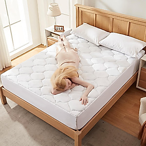 Cosybay King Size Fitted Mattress Pad, Bedding Quilted Noiseless Mattress Protector Stretches up to 18 Inches Deep, Breathable Bed Matress Cover 78x80 Inches