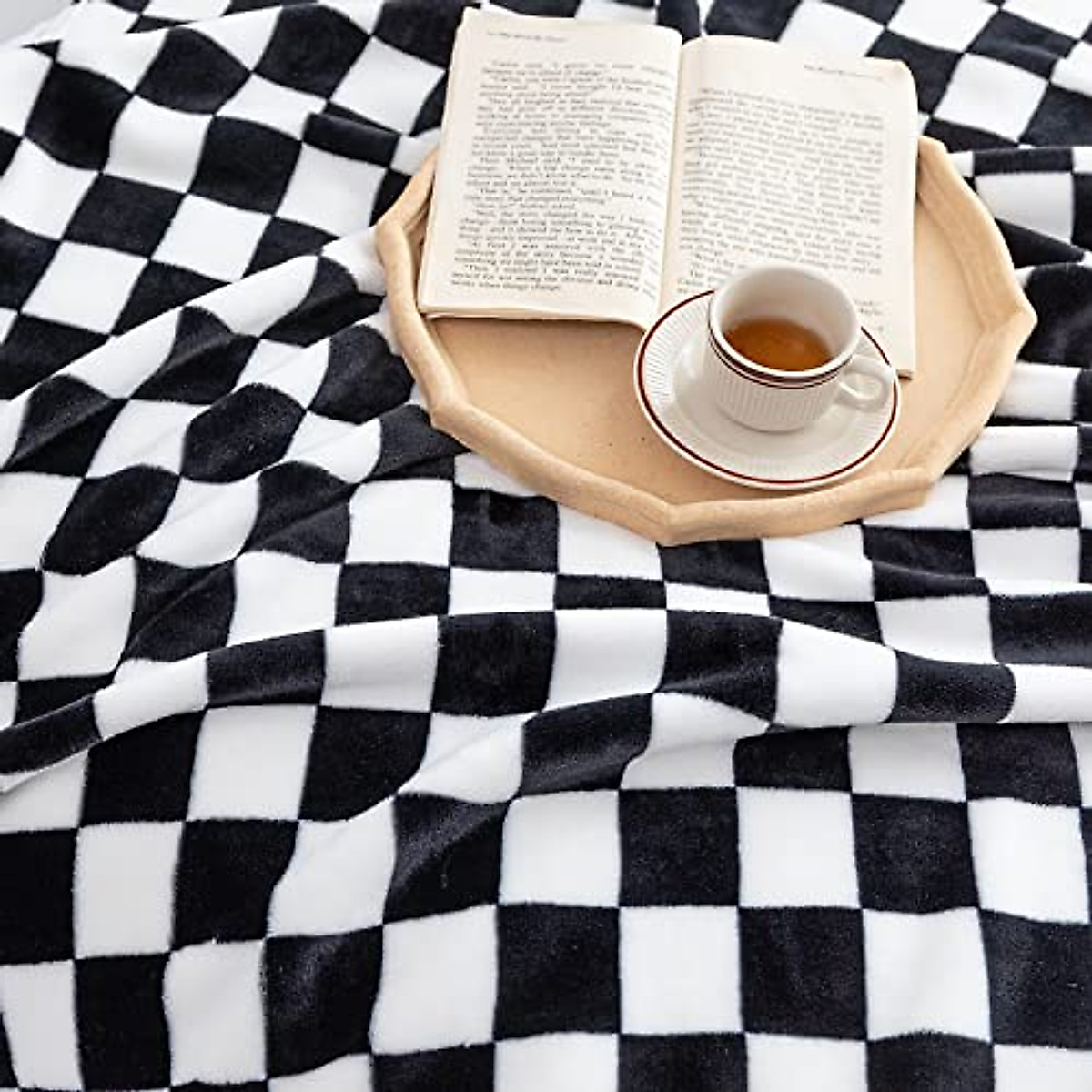 LOMAO Throw Blankets Flannel Blanket with Checkerboard Grid Pattern Soft Throw Blanket for Couch, Bed, Sofa Luxurious Warm and Cozy for All Seasons (Black, 51"x63")