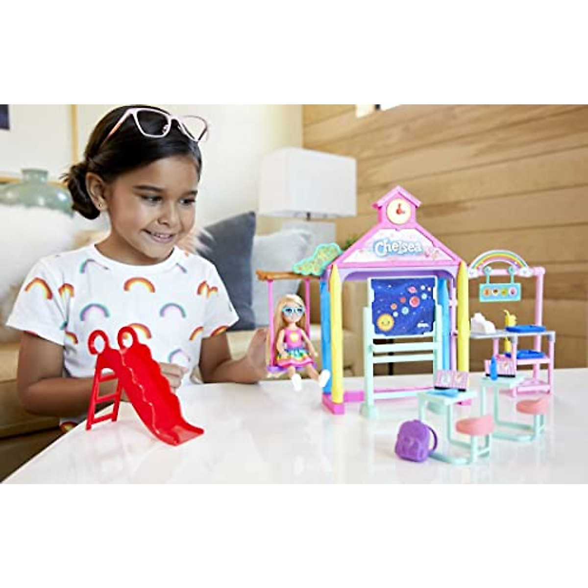 Barbie Club Chelsea School Playset with Blonde Small Doll & Classroom Accessories, Flipping Blackboard, Cafeteria, Desks & More (Amazon Exclusive)
