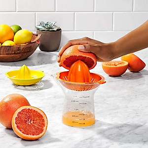 OXO Good Grips 2-in-1 Citrus Juicer