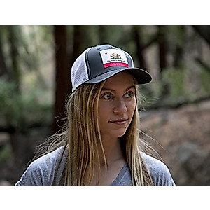 International Tie California State Bear Flag Premium-Quality Hat… White