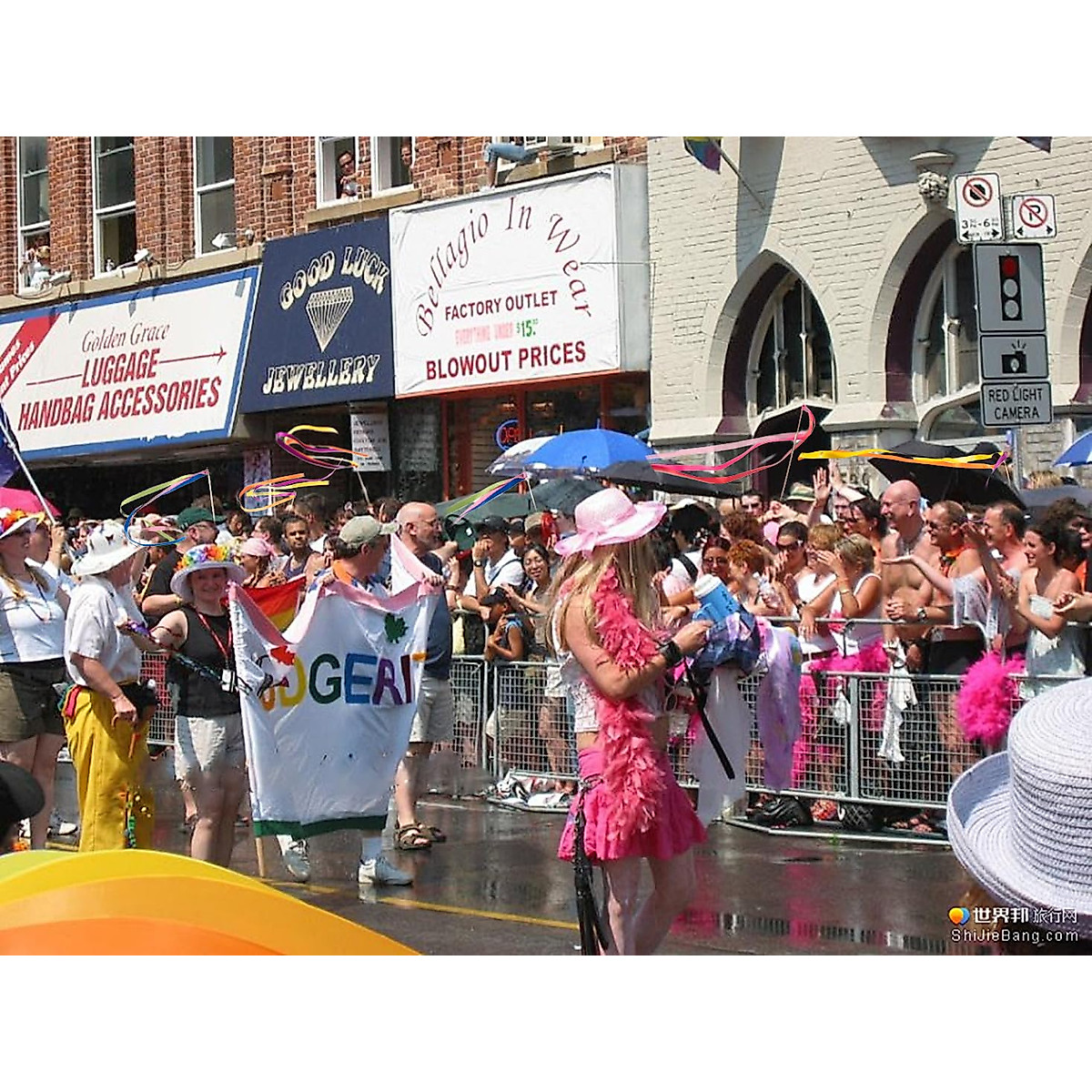 100pcs Rainbow Ribbon Stick Wands with Gold Bell, Multi-Colored Fairy Wish Wands Party Rhythm Send-Off Idea Ribbon Streamers for Wedding, Bridal Shower, Pride Parade, Ceremony Exit Photo Props