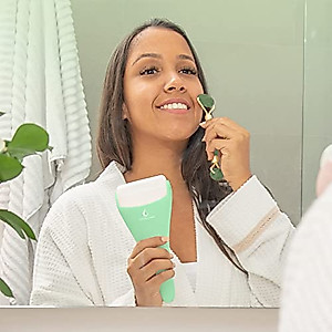 PUR Botanicals - Ice Jade Roller for Face & Eye Puffiness Relief - Therapeutic frozen Facial Massager for Beauty - Homemade Cold depuff Face Roller for Women - Reduce wrinkles and lifting - 3 in 1 Set
