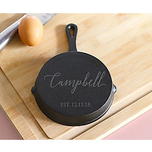 MYETCHEY Personalized Engraved Cast Iron Pan, Customized Cast Iron Skillet, Pre-Seasoned Cast Iron Pan, Cooking Pan for Stovetop, Baking Pan, Kitchen Tool, Wedding Gift (Campbell)