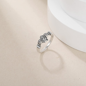 URONE Skull Ring Sterling Silver Skeleton Hand Anatomical Heart Ring Gothic Jewelry Gifts for Women (7)