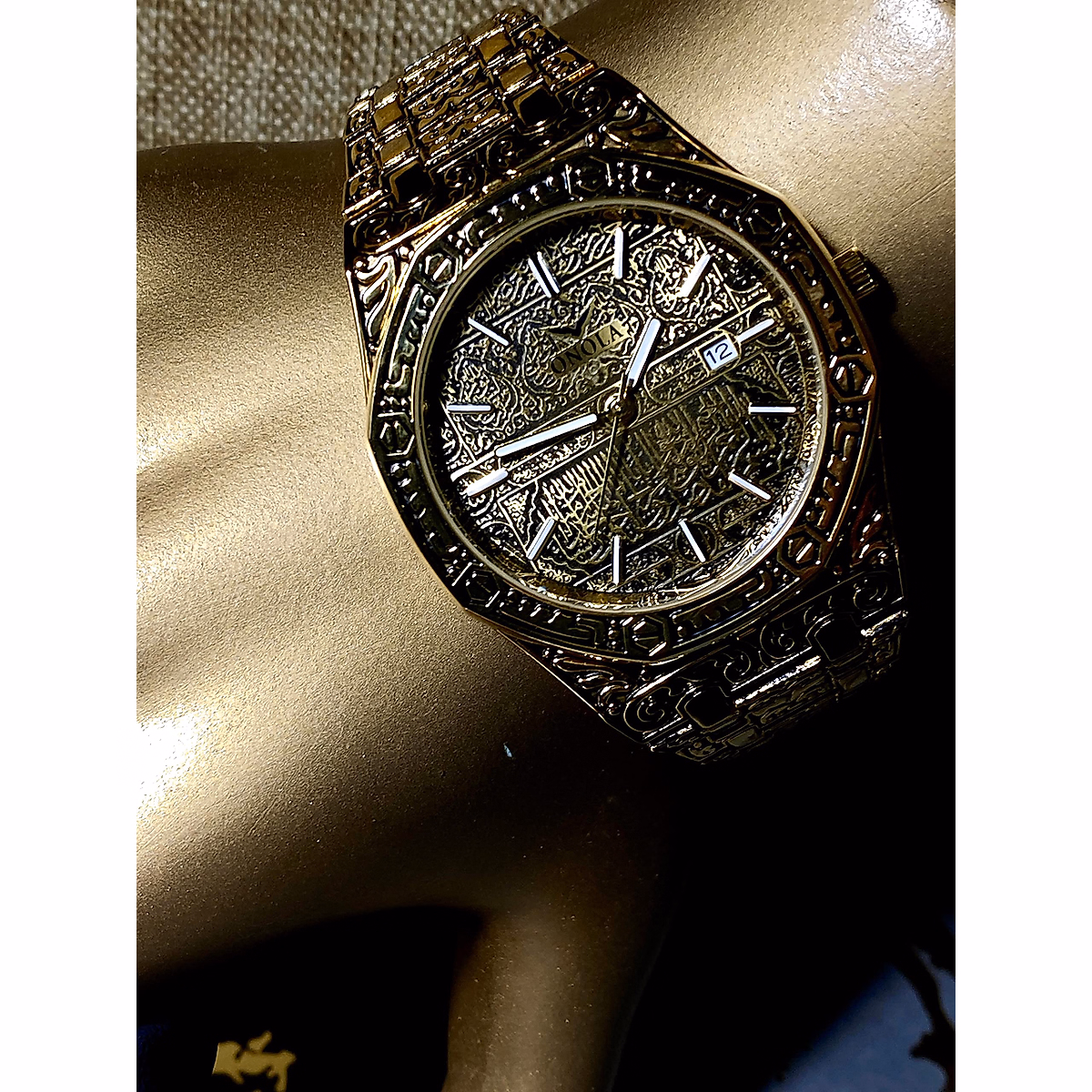 Men's Women's Hexagonal Black Gold Arabic Versus Dial Wrist Watch Band Luxury Bracelet Dial Watch For Men Women Hip Hop Watch, Waterproof Calendar Watch Fashion Classic Design Watch for Men