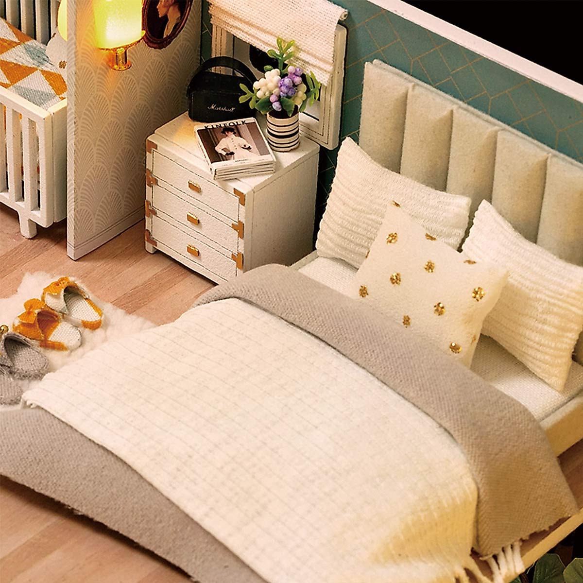 GuDoQi DIY Miniature Dollhouse Kit, Tiny House kit with Furniture and Music, Miniature House Kit 1:24 Scale, Great Crafts Gift for Birthday Christmas Day, Comfortable Life