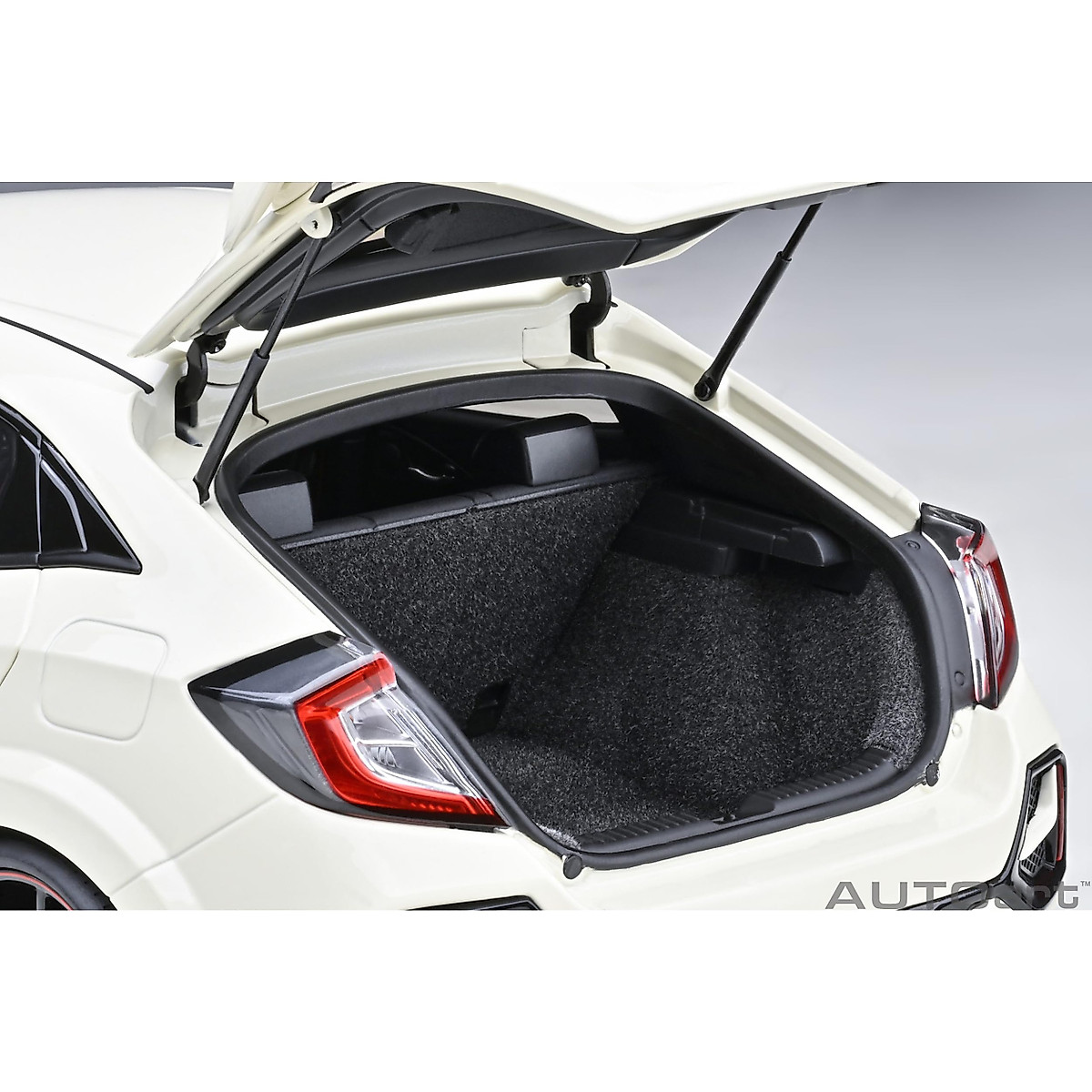 2021 Civic Type R (FK8) RHD (Right Hand Drive) Championship White 1/18 Model Car by Autoart 73220