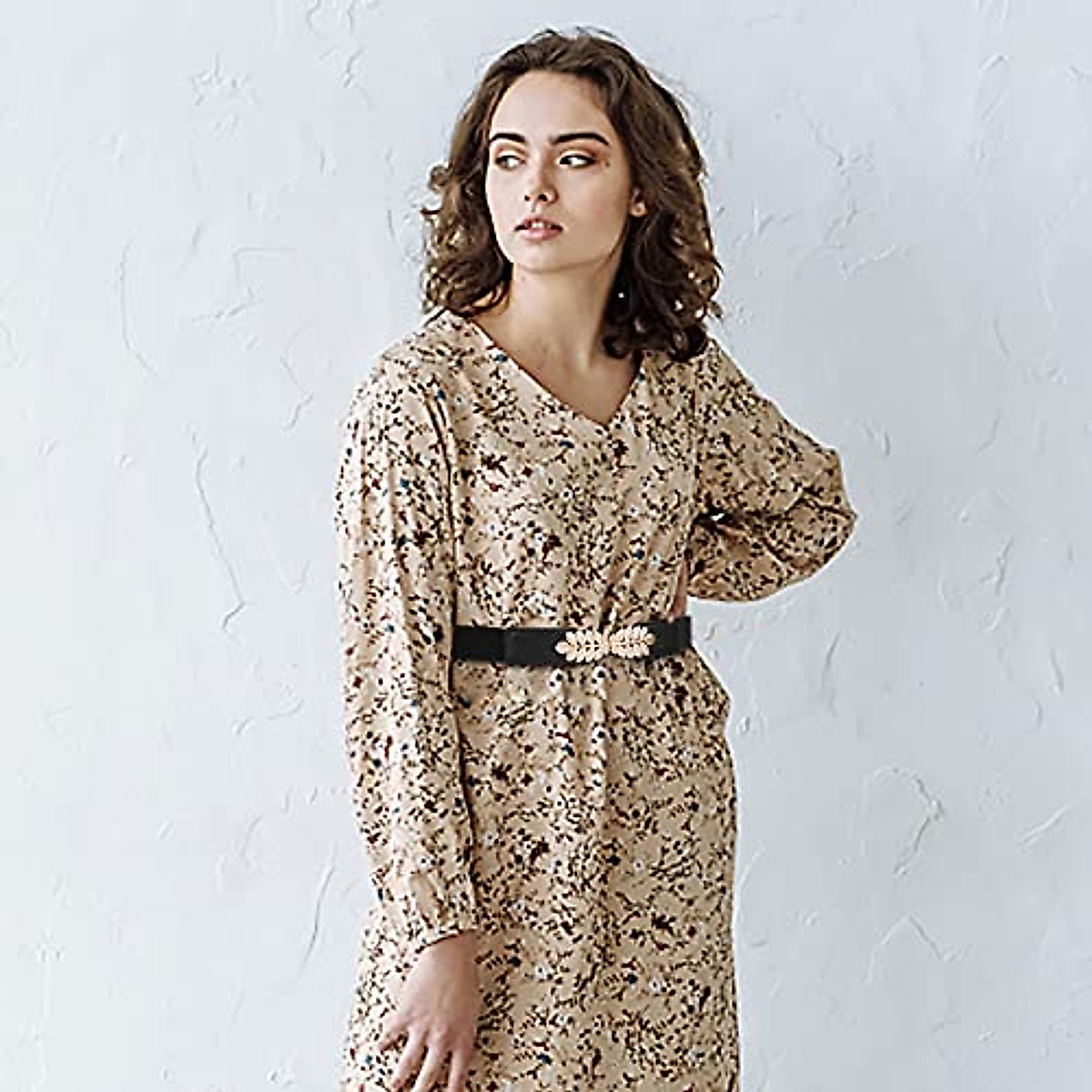 AWAYTR Skinny Belts for Women Dresses - Retro Olive leaves Buckle Stretchy Elastic Belts for Jeans(Black+ Brown,Suitable Waist 33-40in)