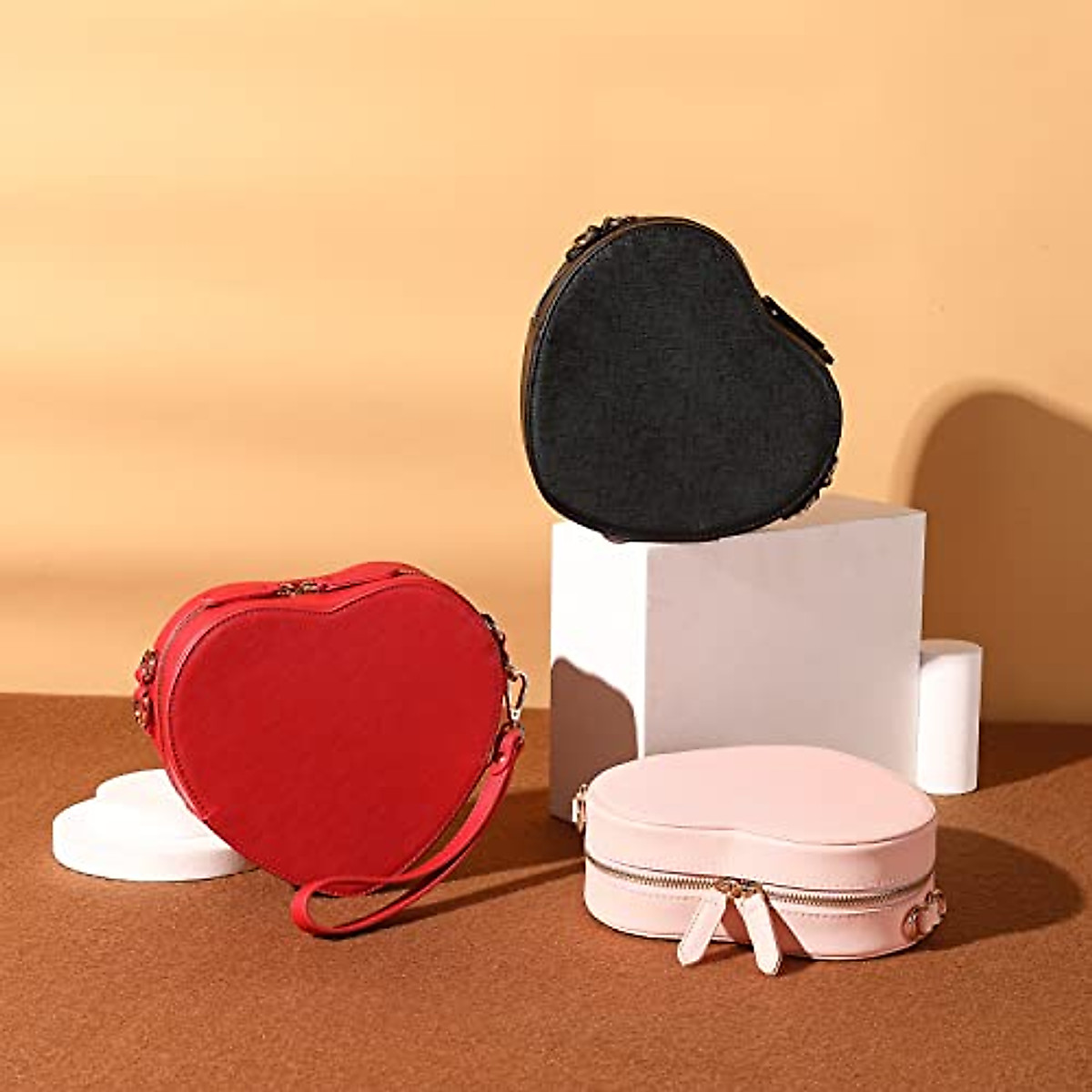 Cute Heart Purse for Women Girls Vegan Leather Crossbody Satchels Shoulder Handbag With Wrist Strap (Red)