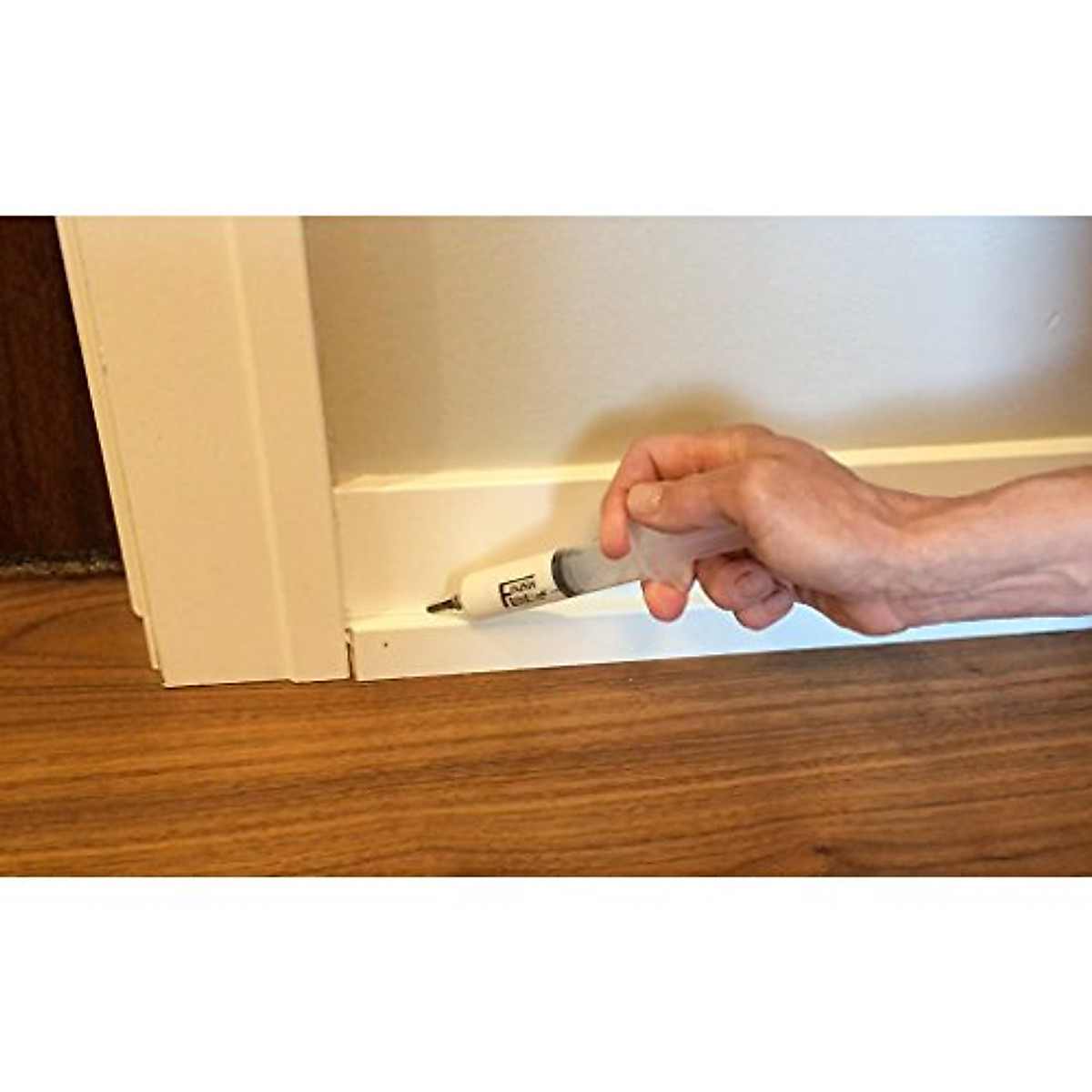 Finish Line Caulk Tool Precision Caulking Kit