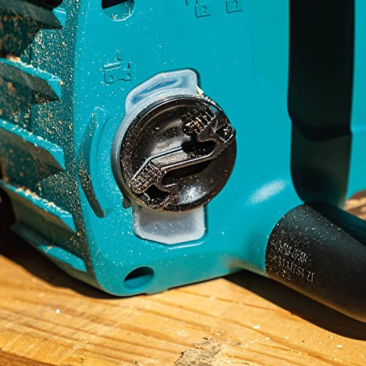 Makita XCU11SM1 18V LXT® Lithium-Ion Brushless Cordless 14" Chain Saw Kit (4.0Ah)