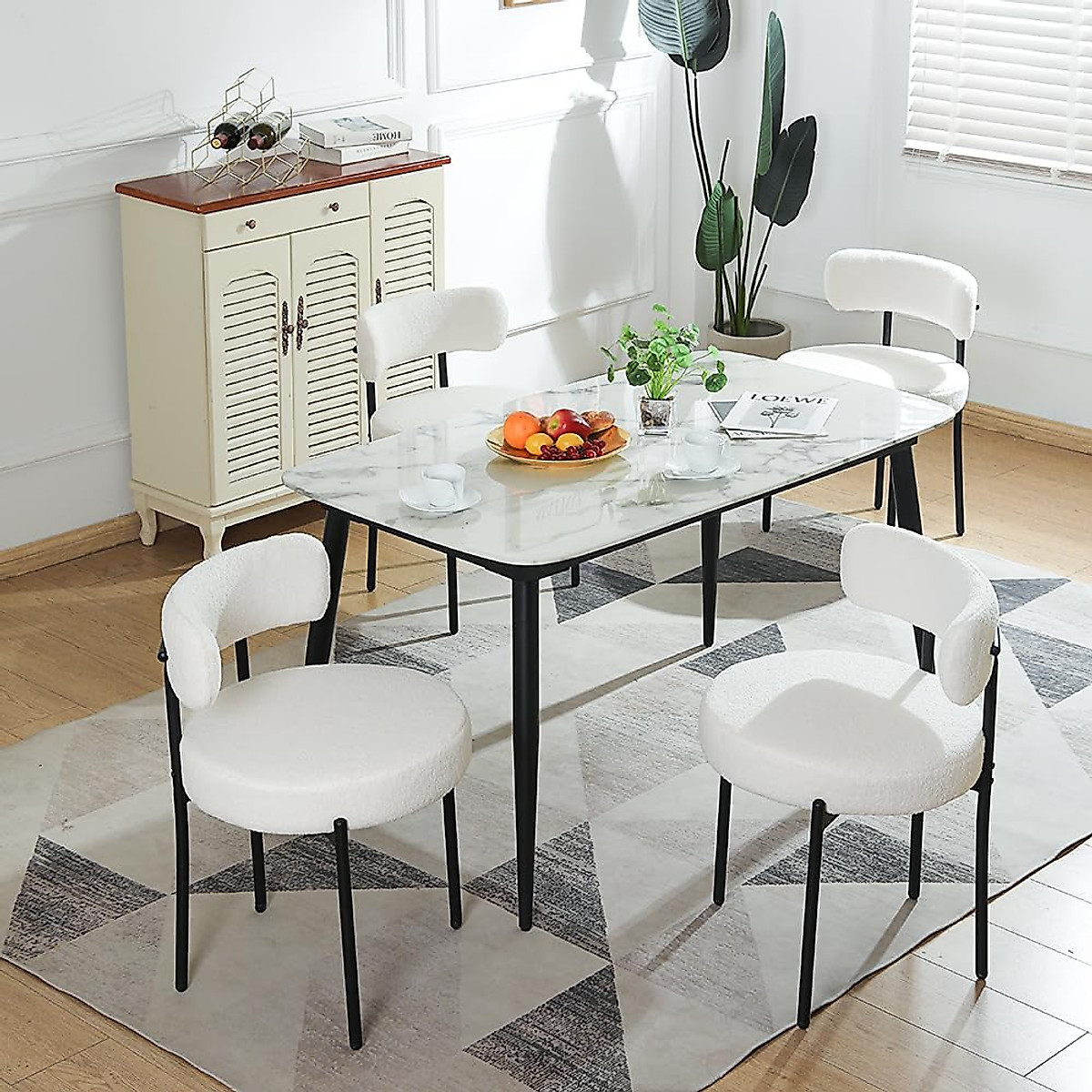 Hooseng White Dining Chairs Set of 2, Modern Kitchen Dining Room Chairs, Round Upholstered Boucle Chairs with Curved Backrest and Black Metal Legs for Kitchen, Dining Room, Living Room