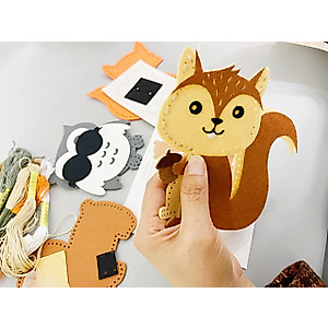 BLYNN Dinosaur Animals Craft Kit Forest Creatures DIY Sewing Felt Plush Animals for Kids Beginners Educational Sewing Set Girls and Boys Art Craft Kits (Puppy)